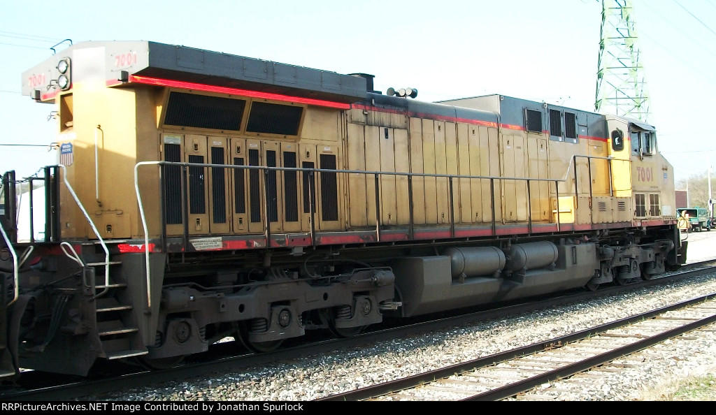 UP 7001, engineer's side